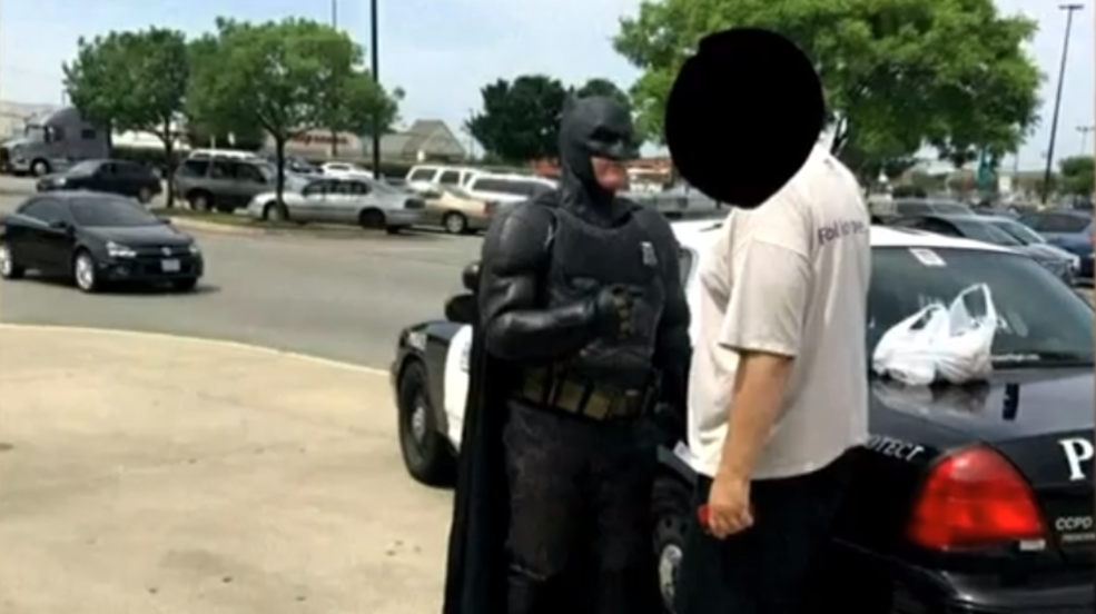 Police officer dressed as Batman arrests alleged shoplifter | KSNV