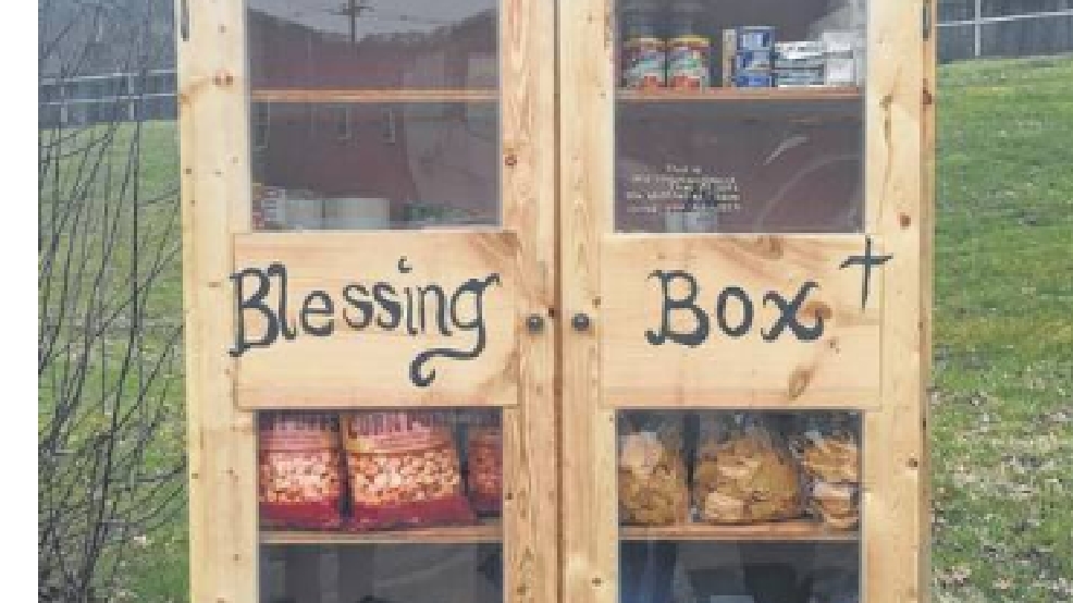 "Blessing box" helping families in Williamson area | WCHS